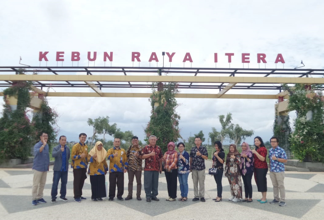 Universitas Palangka Raya Studi Banding ke ITERA - ITERA