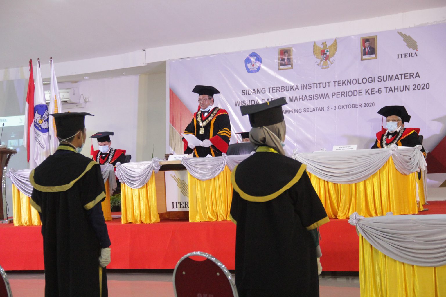 ITERA Wisuda 345 Mahasiswa Secara Daring - ITERA