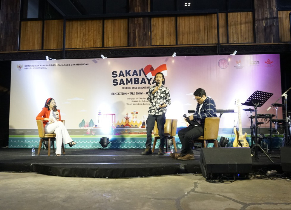 Dosen DKV ITERA Latih Pelaku UMKM Lampung Branding Produk - ITERA Dosen DKV ITERA Latih Pelaku UMKM Lampung Branding Produk - ITERA