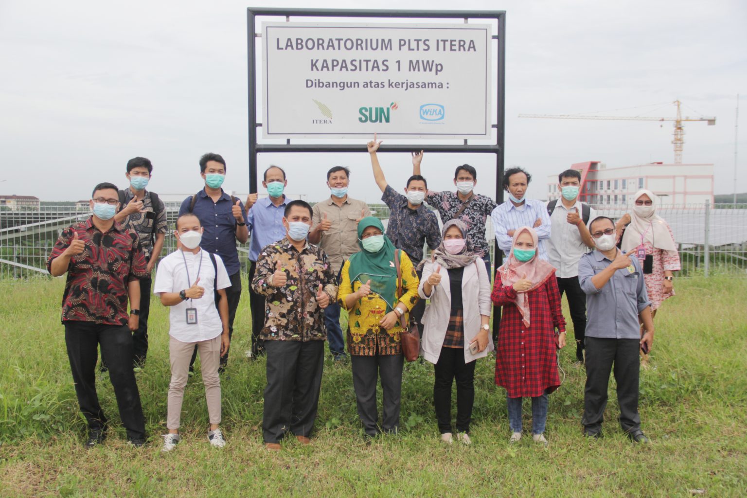 Tim Untirta Studi Banding Pembangunan Embung dan PLTS di ITERA - ITERA