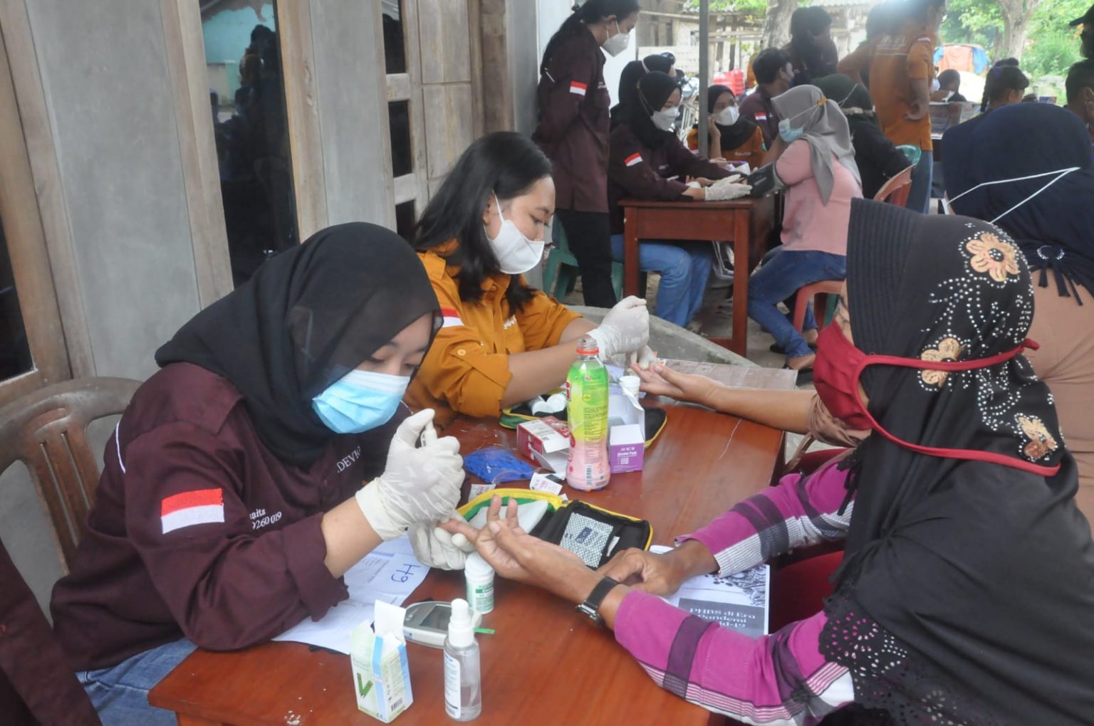 Mahasiswa Farmasi Edukasi PHBS dan Pemanfaatan TOGA di Desa Marga ...