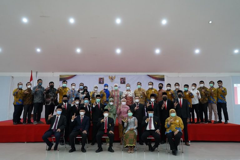 Rektor ITERA Lantik Wakil Rektor dan Pejabat Struktural Baru - ITERA