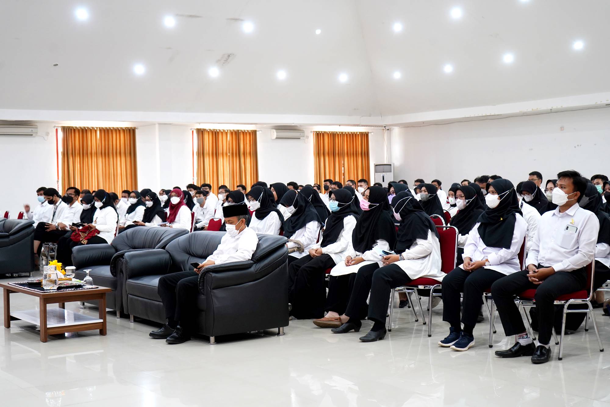 Serahkan Surat Keputusan CPNS 2021 Pimpinan ITERA Imbau Teruskan ...