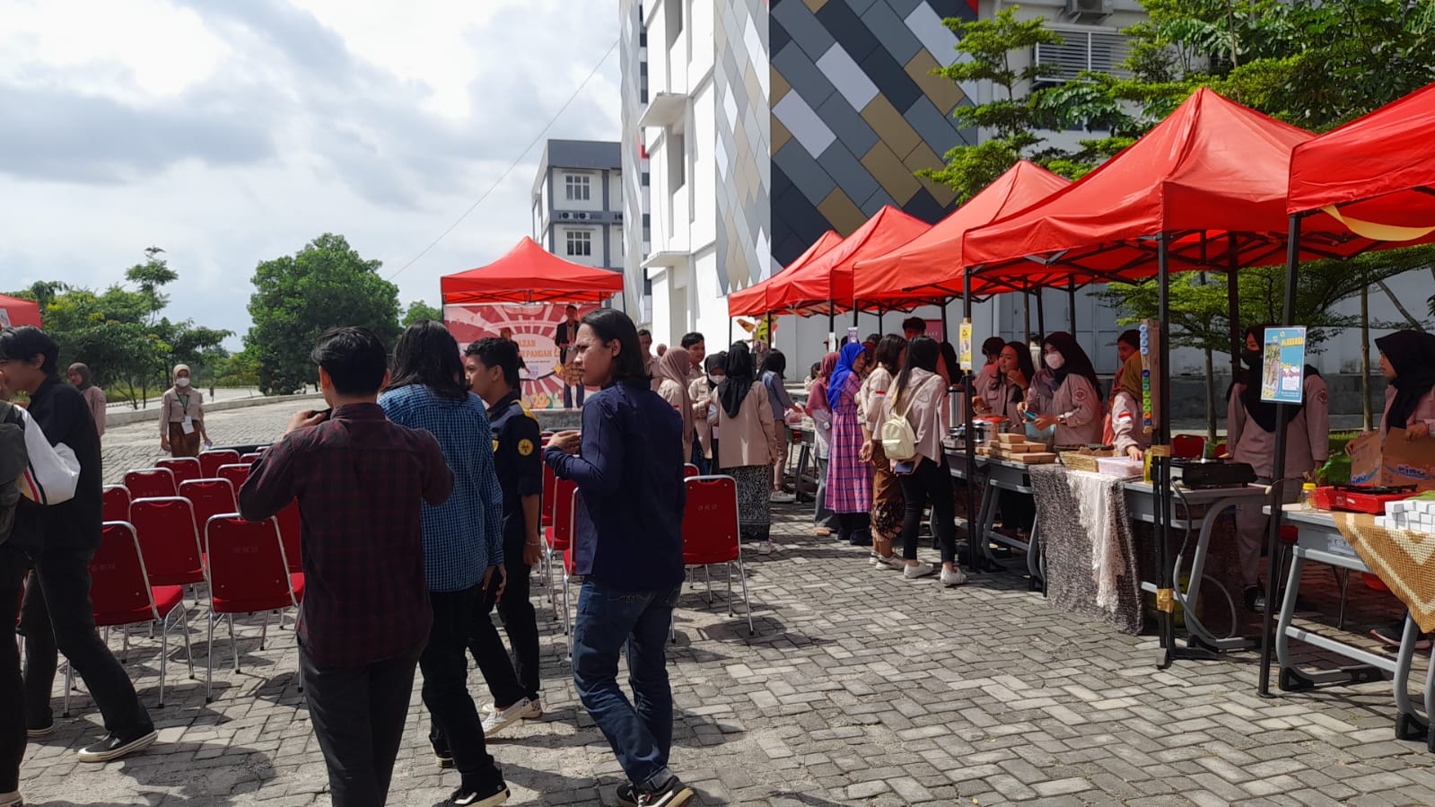 Program Studi Teknologi Pangan ITERA Gelar Bazar Inovasi Pangan - ITERA