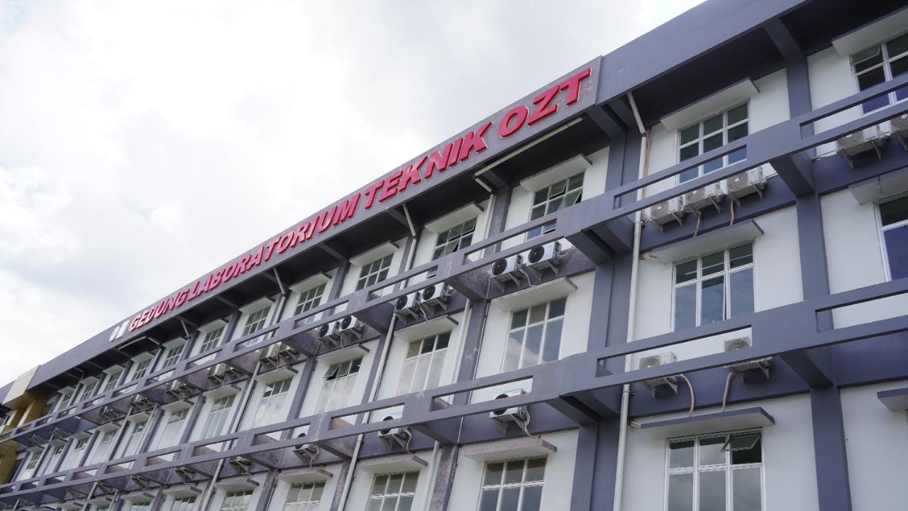 ITERA Resmikan Gedung Laboratorium Teknik OZT - ITERA