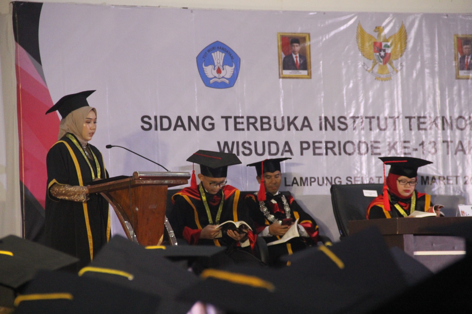 Wisuda 583 Lulusan Sarjana Rektor Harap Alumni ITERA Berdaya Saing ... Wisuda 583 Lulusan Sarjana Rektor Harap Alumni ITERA Berdaya Saing ...
