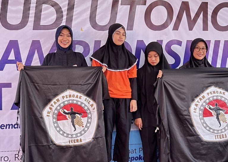 Mahasiswa Ikatan Pencak Silat ITERA Raih 7 Medali Kejuaraan Budi Utomo Championship - ITERA