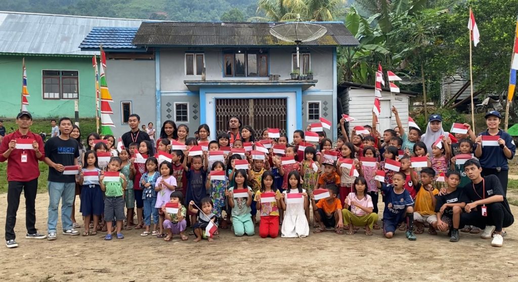Jalani KKN Kebangsaan di Kalimantan Barat, Mahasiswa ITERA Tinggalkan ... Jalani KKN Kebangsaan di Kalimantan Barat, Mahasiswa ITERA Tinggalkan ...