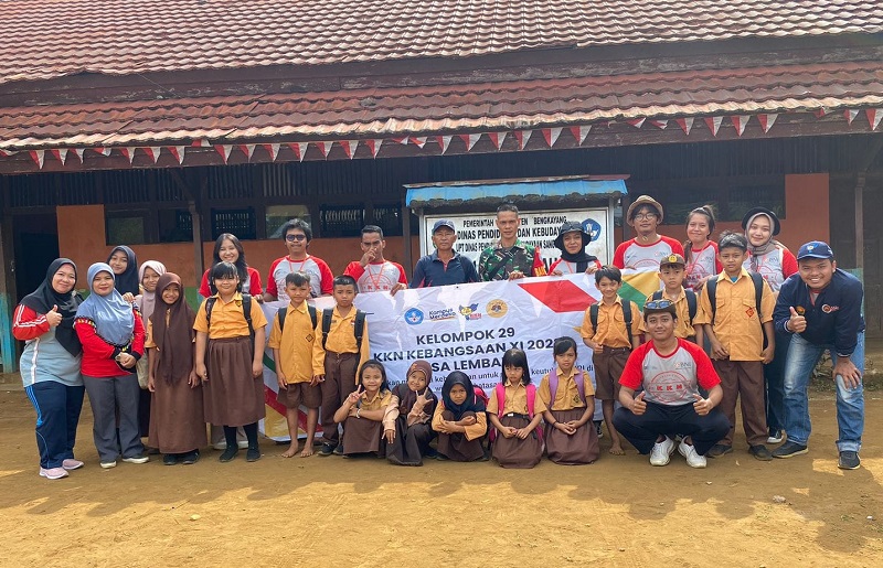 Jalani KKN Kebangsaan di Kalimantan Barat, Mahasiswa ITERA Tinggalkan ... Jalani KKN Kebangsaan di Kalimantan Barat, Mahasiswa ITERA Tinggalkan ...