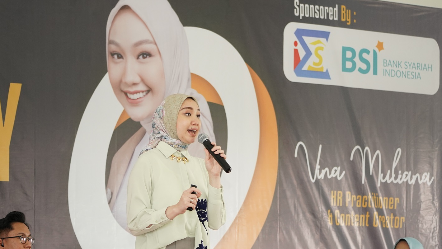 Kreator TikTok Vina Muliana Berbagi Kiat Mempersiapkan Karier di ITERA Career Day 2023 - ITERA