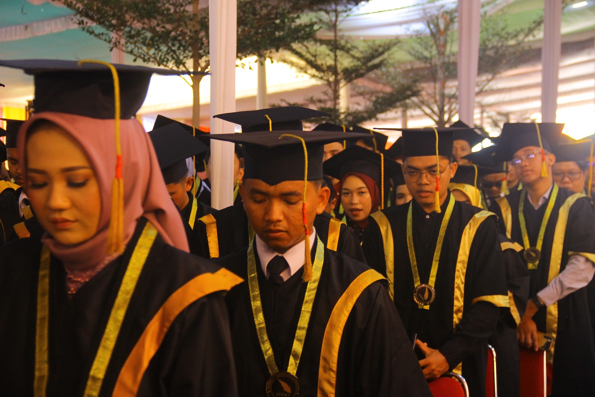 WISUDA (1) - ITERA