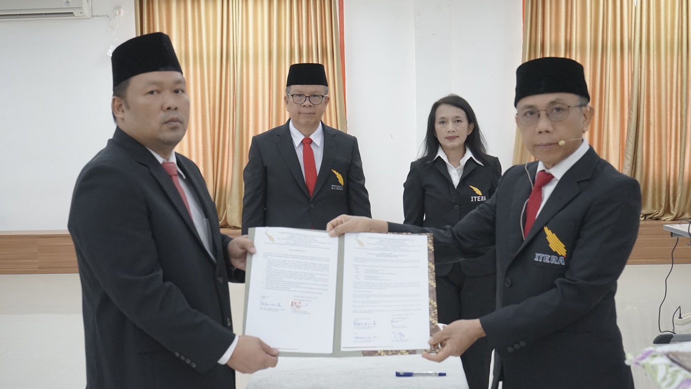 Lantik Pejabat Struktural Baru, Rektor Itera Tekankan Peningkatan Kinerja - ITERA