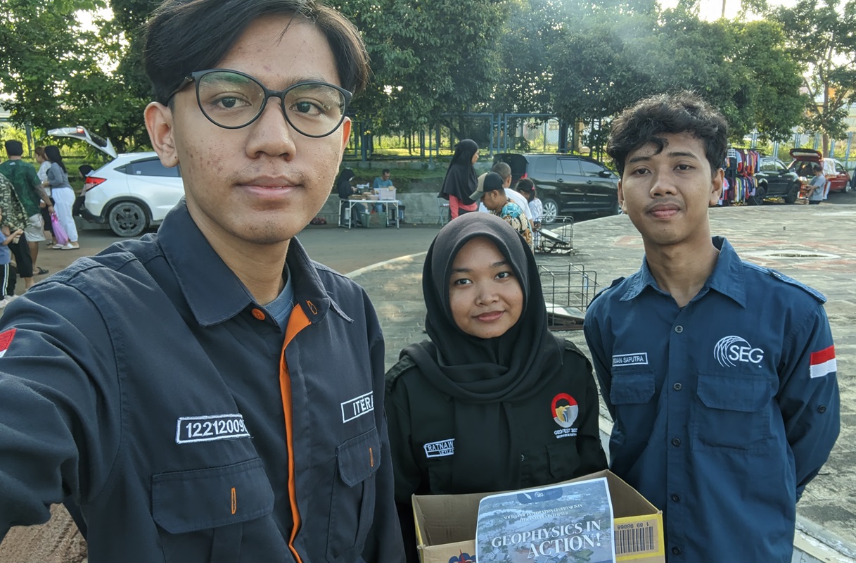 Peduli Masyarakat, SEG Itera Galang Bantuan Korban Banjir Bandar ...