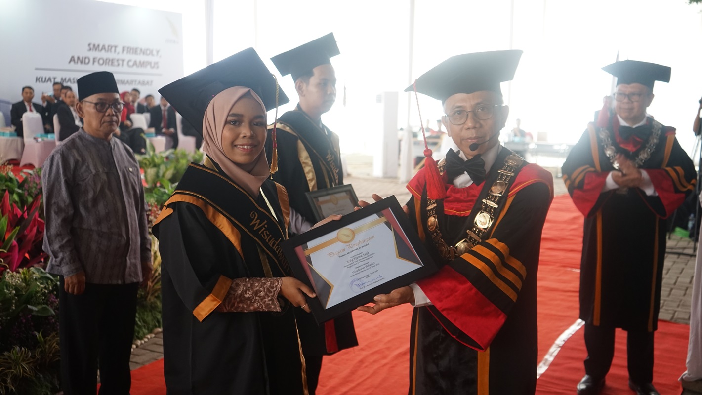 Wisuda ke-19 Itera, 736 Lulusan Siap Mengabdi Hingga Aksi Solidaritas ...