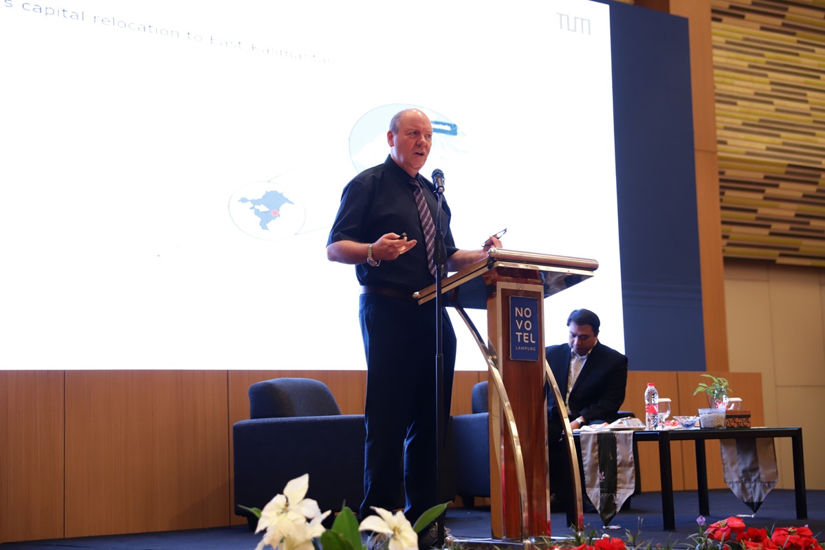 ICITERA 2024: Konferensi Internasional FTIK Itera Bahas Teknologi ...